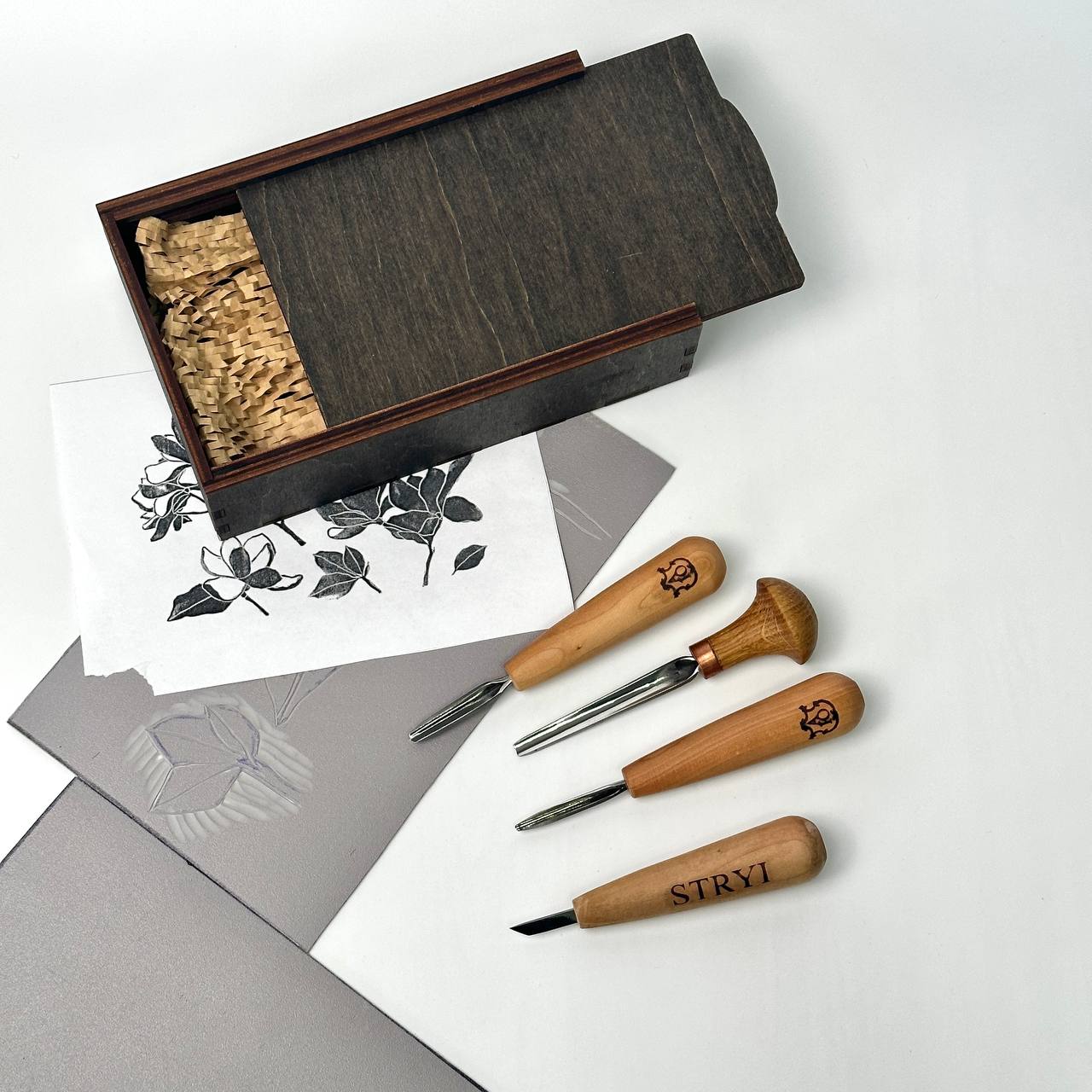 Linocutting kits, Linocut knives, Patterns for linocutting, Linocut ...