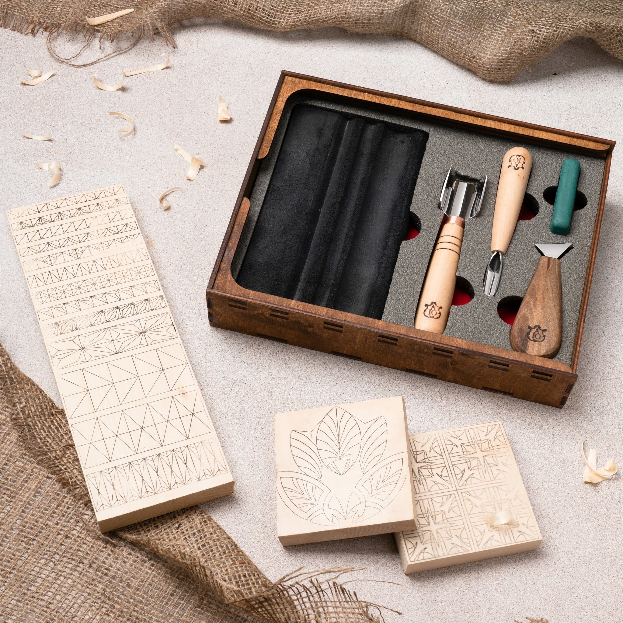 Wood carving set STRYI Start for chip carving for beginners ...